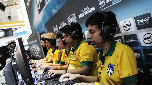 Thirteen Brazilian pro-gamers are banned | GosuGamers
