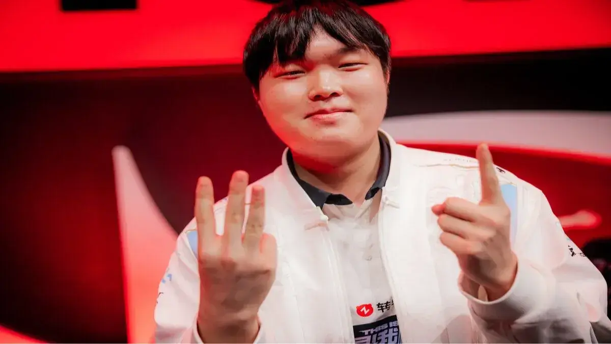 T1 suffered shock 3-1 defeat at the hands of Bilibili Gaming at the Mid ...