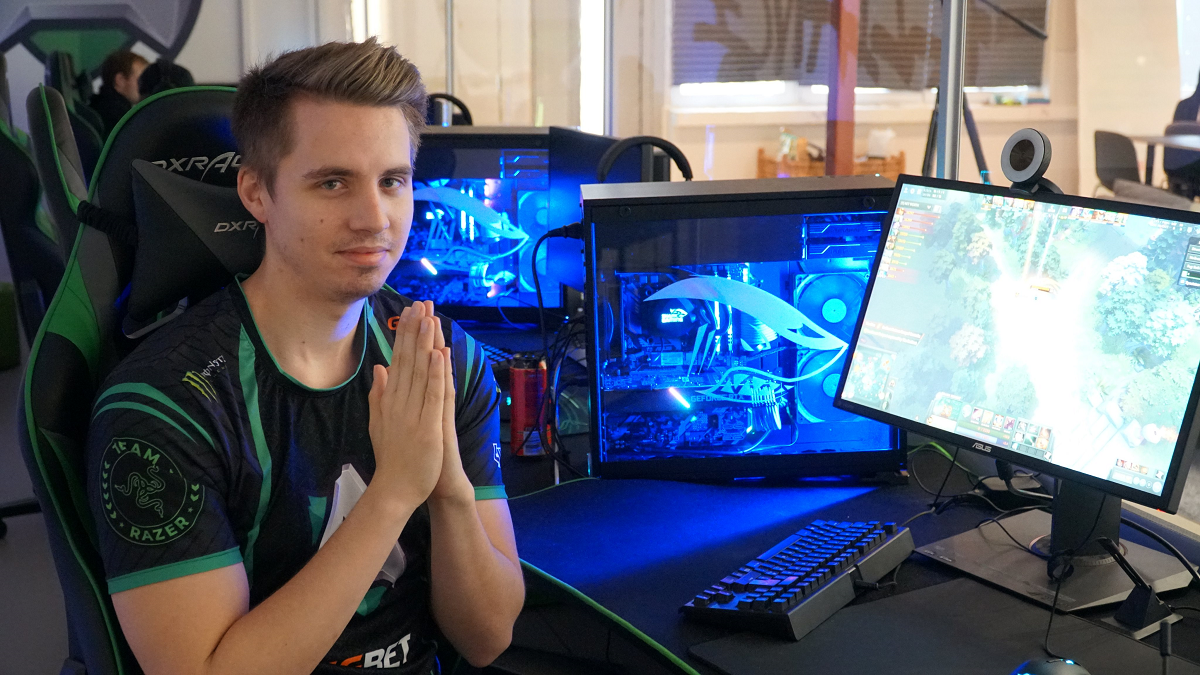 ONE Dota 2 Singapore World Pro Invitational Groups Day 1 | GosuGamers