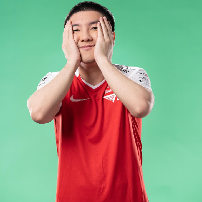 Dota 2 Player Whitemon | GosuGamers