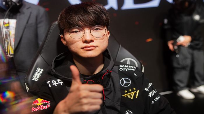 T1 take a close win against Team Liquid to kickstart Worlds 2023 Swiss ...