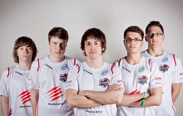 The Five Faces of ALTERNATE: An Analysis on Team Composition and ...
