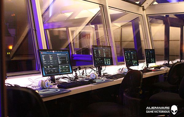 Opinion - Open booths, yay or nay? | GosuGamers