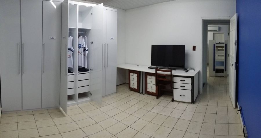 CNB presents their headquarters | GosuGamers