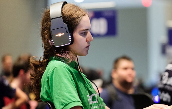 Alone amidst the wolves: Scarlett in WCS Season 2 finals | GosuGamers