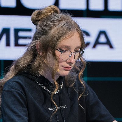 Esports Commentator aEvilcat | GosuGamers