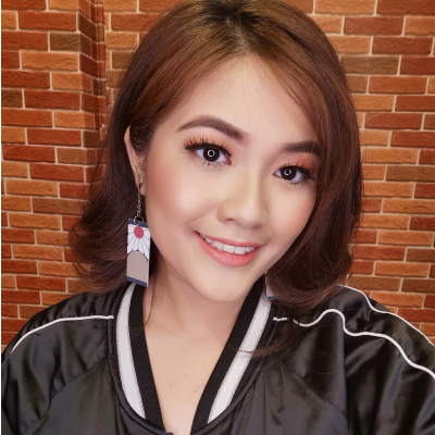 Esports Commentator Reyrey | GosuGamers