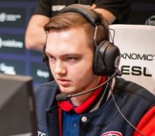 Dota 2 Player Immersion | GosuGamers